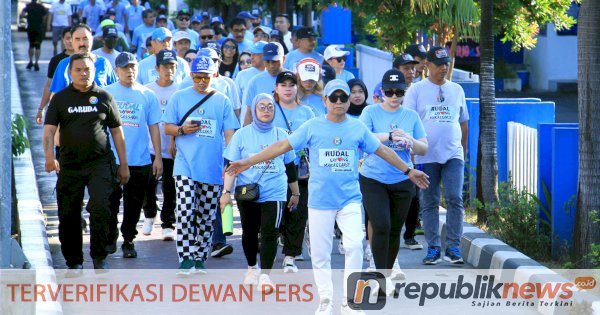 Sosialisasikan Gaya Hidup Sehat, Rusdin Abdullah-Fatmawati Rusdi Kompak ...