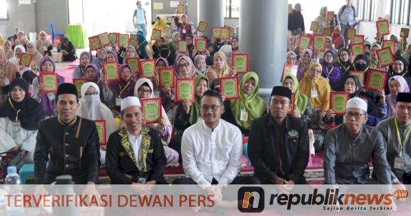 Seto-Kiki Beri Atensi untuk Kesejahteraan Guru Mengaji di Makassar