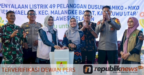 Indah Putri Indriani Resmikan Listrik Teknologi SuperSUN Di Lamiko-Miko